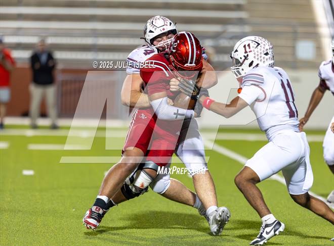 Photo 44 in the Grapeland vs. Deweyville (UIL 2A D2 Football Bi ...