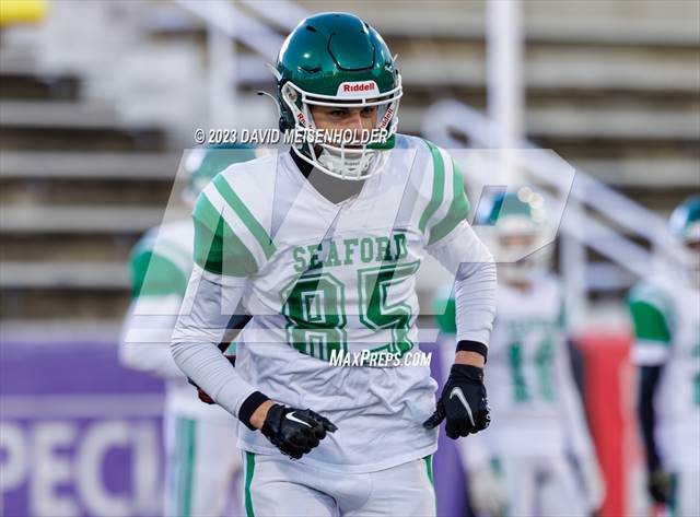 Photo 18 in the Bayport-Blue Point vs. Seaford (NYSPHSAA Division IV ...