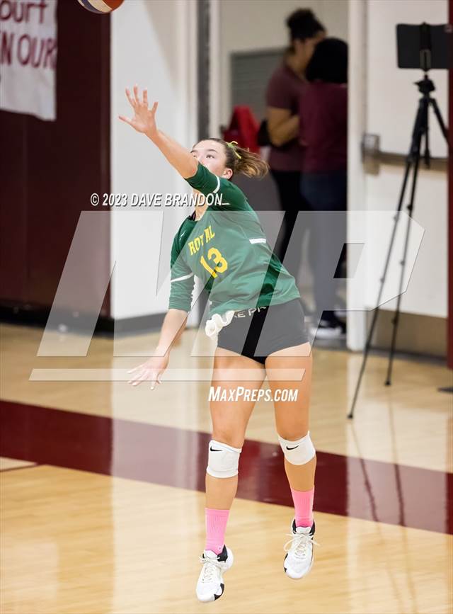 Photo 17 in the Royal @ Simi Valley Photo Gallery (134 Photos)