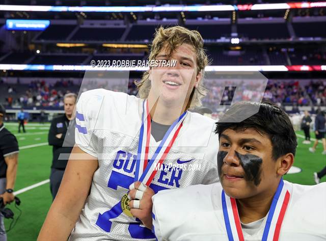 Photo 1 in the Tidehaven vs. Gunter (UIL 3A D2 Football Final Medal ...