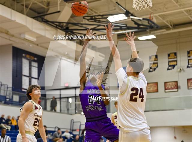 Photo 3 in the Muncie Central @ Columbia City (Delta Holiday Classic ...