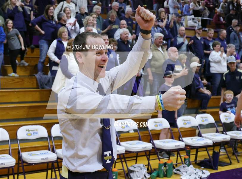 Photo 1 in the Teutopolis vs St Joseph-Ogden (IHSA 2A Sectional Final ...