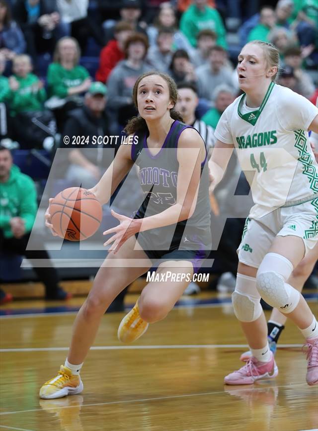 Photo 18 in the Fairland vs. Unioto (OHSAA D2 District Final) Photo ...