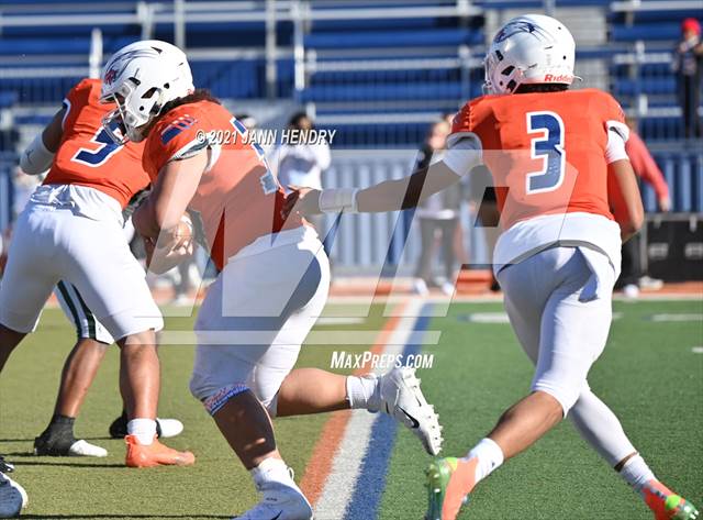 Photo 8 in the Graham-Kapowsin vs. Collins Hill (Geico Bowl) Photo ...