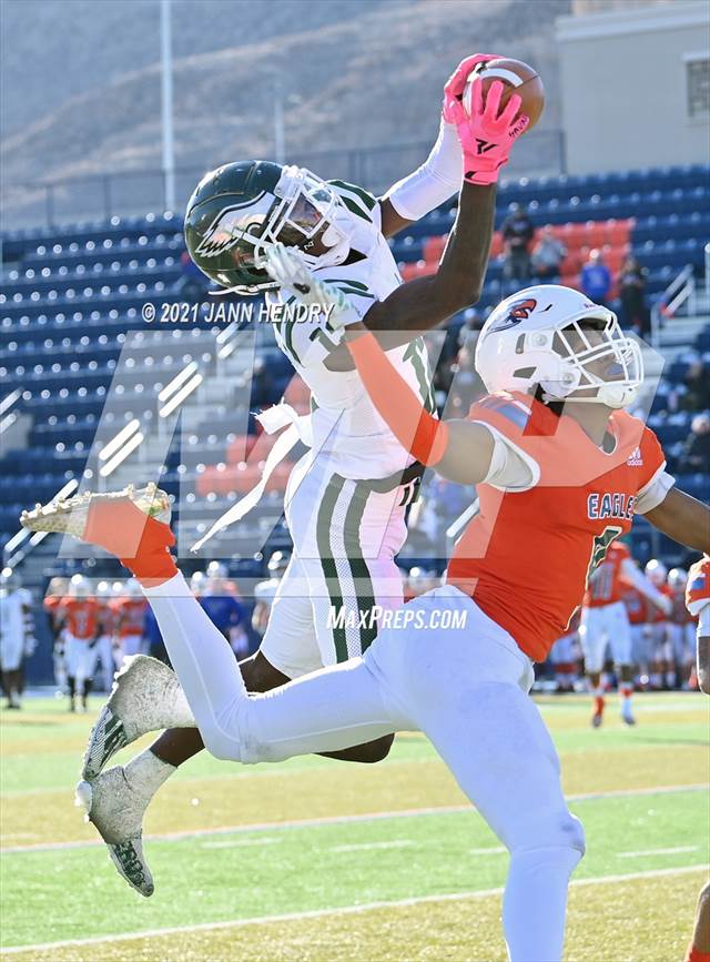 Photo 19 in the Graham-Kapowsin vs. Collins Hill (Geico Bowl) Photo ...