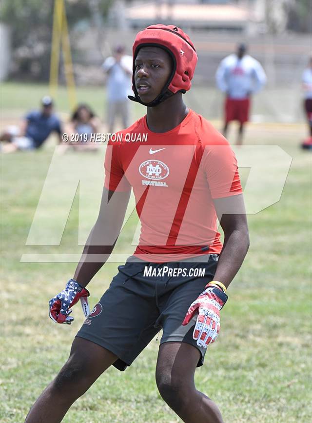 Photo 2 in the Mater Dei vs.St. Paul (Battle at the Beach 7x7) Photo Gallery (81 Photos)