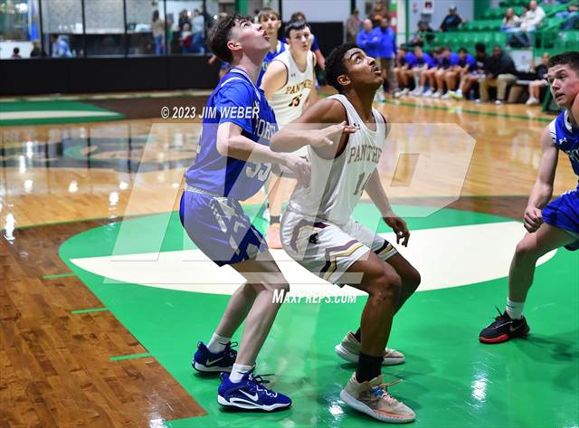 Photo 16 in the Porter vs Porum Photo Gallery (61 Photos)