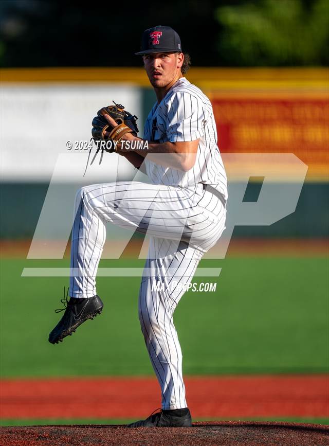 Photo 1 in the Central Catholic @ Tualatin (OSAA 6A Round 2) Photo ...