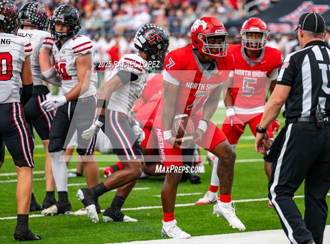 Photo 126 in the North Shore vs. Lake Travis (UIL 6A D1 Football ...