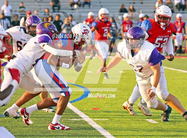 Photo 10 in the Lake Braddock @ Gar-Field (Scrimmage) Photo Gallery (71 Photos)