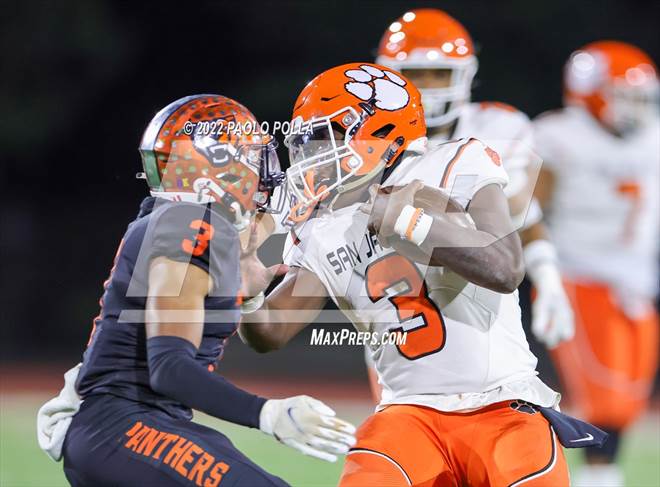 Dereun Dortch's (San Jacinto, CA) High School Football Stats