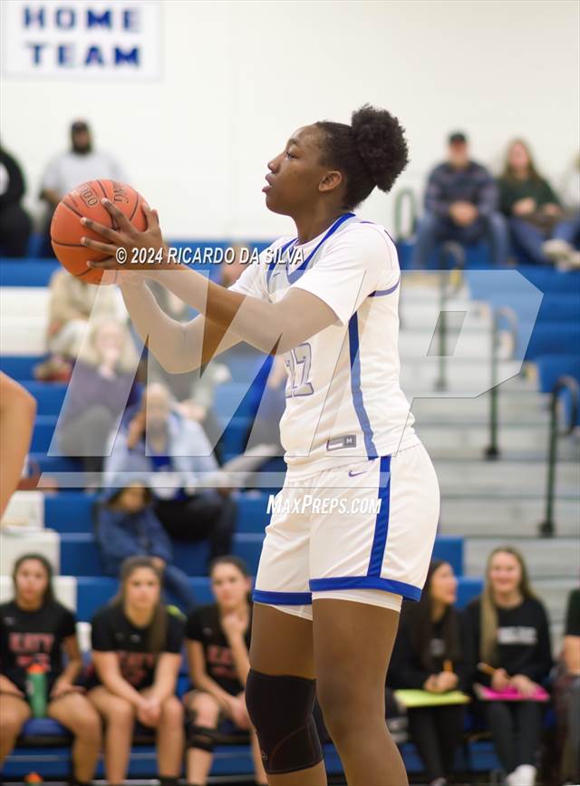 Photo 157 in the Katy Taylor vs Katy Photo Gallery (203 Photos)