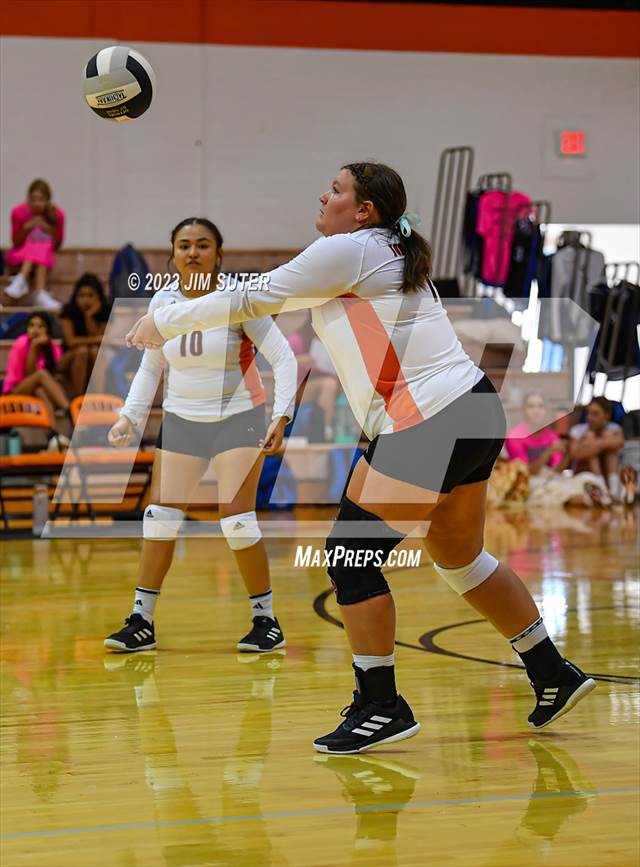 Photo 73 in the Somerville vs Anderson-Shiro Photo Gallery (187 Photos)