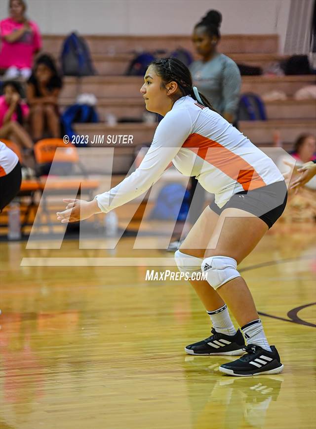 Photo 84 in the Somerville vs Anderson-Shiro Photo Gallery (187 Photos)