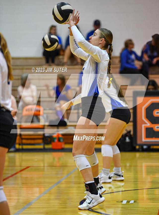 Photo 1 in the Somerville vs Anderson-Shiro Photo Gallery (187 Photos)