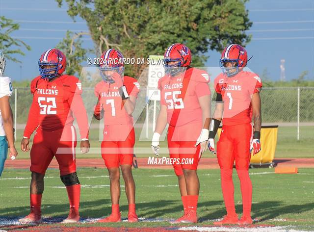 Photo 30 in the Royal vs Almeta Crawford Photo Gallery (237 Photos)