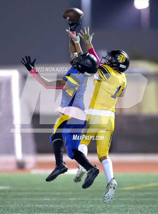 Photo 299 in the Verbum Dei vs. Bosco Tech Photo Gallery (514 Photos)