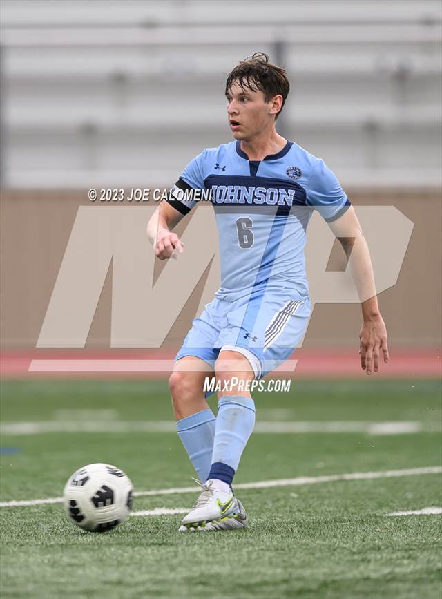 Photo 58 in the Johnson vs Lee Photo Gallery (269 Photos)