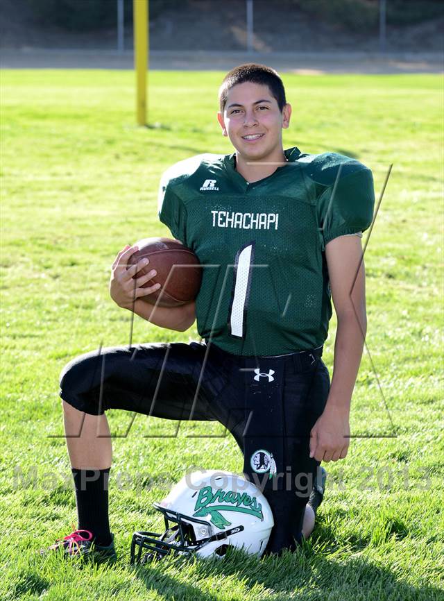 JV: Tehachapi JV Football Team and Individual Portraits Thumbnails