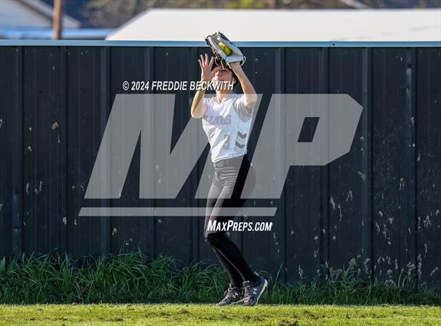 Photo 15 in the Bells @ Howe Photo Gallery (330 Photos)