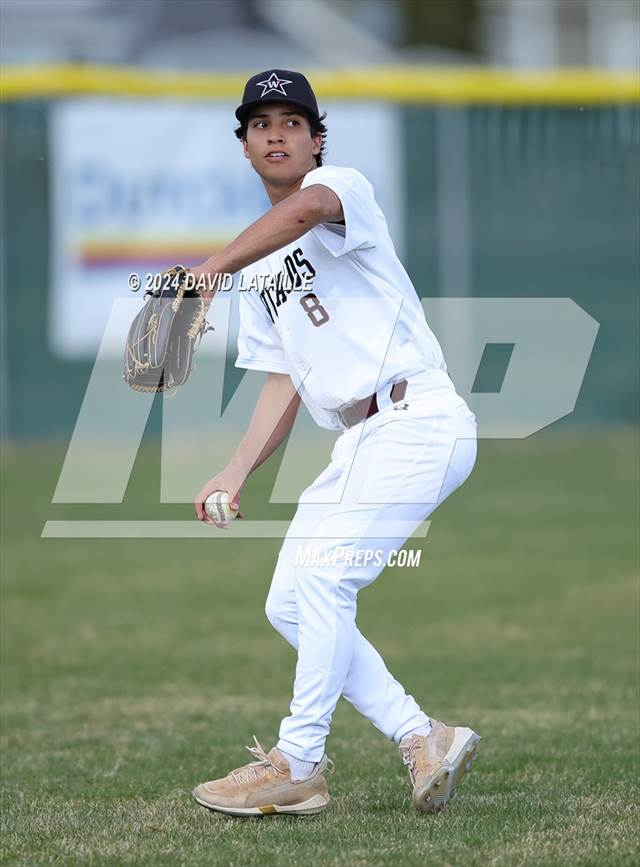 Photo 1 in the Falcon @ Windsor Photo Gallery (206 Photos)