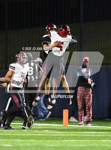 Photo 8 in the Weiss vs. Barbers Hill (UIL 5A D1 Football Regional ...