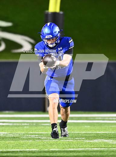 Photo 4 in the Weiss vs. Barbers Hill (UIL 5A D1 Football Regional ...
