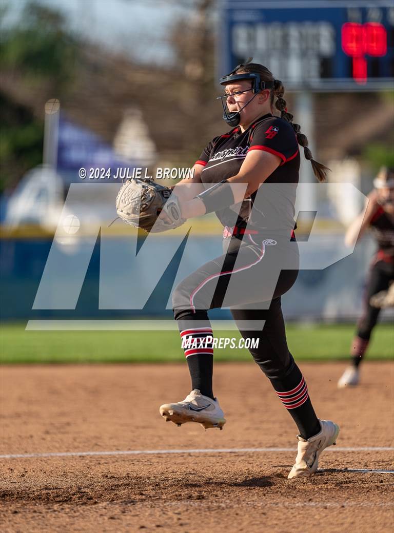 Photo 1 in the Logansport vs. Hamilton Southeastern (IHSAA 4A Regional ...