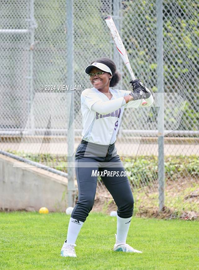 Photo 1 in the Oakland Tech @ Piedmont Photo Gallery (226 Photos)