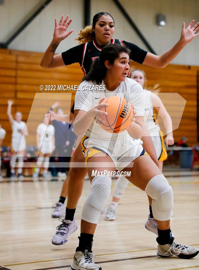 Photo 12 in the Village Christian vs. Oak Ridge (So Cal Prep Classic San Diego) Photo Gallery ...