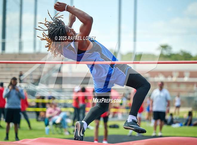Photo 18 in the Spartan Relays (High Jump) Photo Gallery (46 Photos)