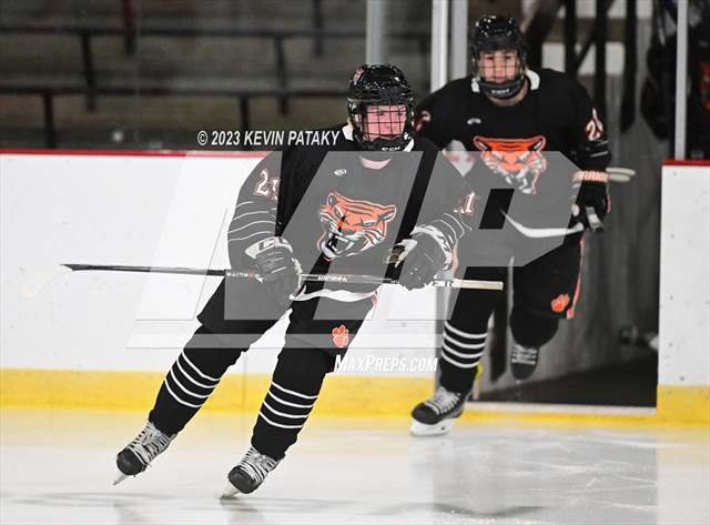 Photo 3 in the Ridgefield @ Xavier Photo Gallery (797 Photos)