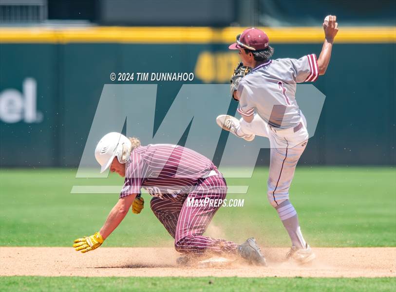 Photo 1 in the Collinsville vs. Hawley (UIL 2A Baseball Final) Photo ...