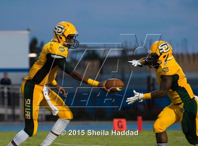 Photo 16 in the Southern Lab @ IMG Academy Photo Gallery (106 Photos)