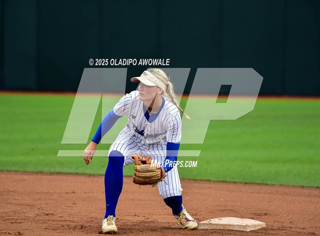 Photo 129 in the Aubrey vs. Robinson (UIL Softball 4A Div 2 Final) Photo Gallery (211 Photos)