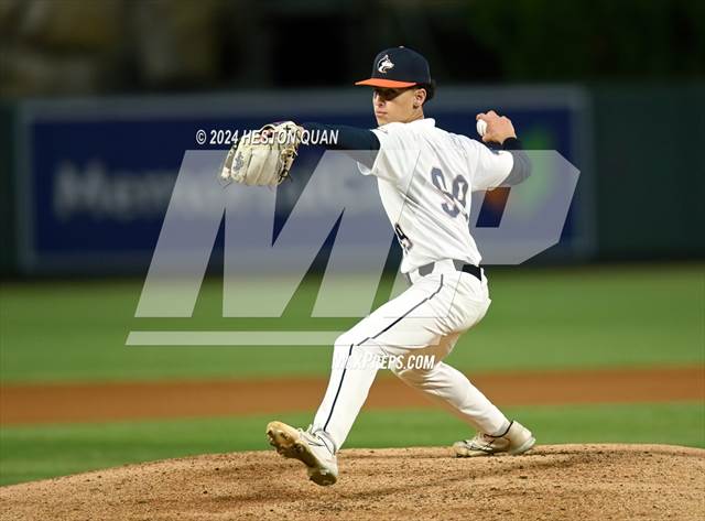 Photo 14 in the Santa Ana Valley vs. Rolling Hills Prep (Halo Classic ...