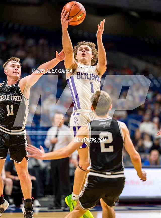 Photo 22 in the Benjamin vs Graford (UIL 1A Basketball Semifinal) Photo ...