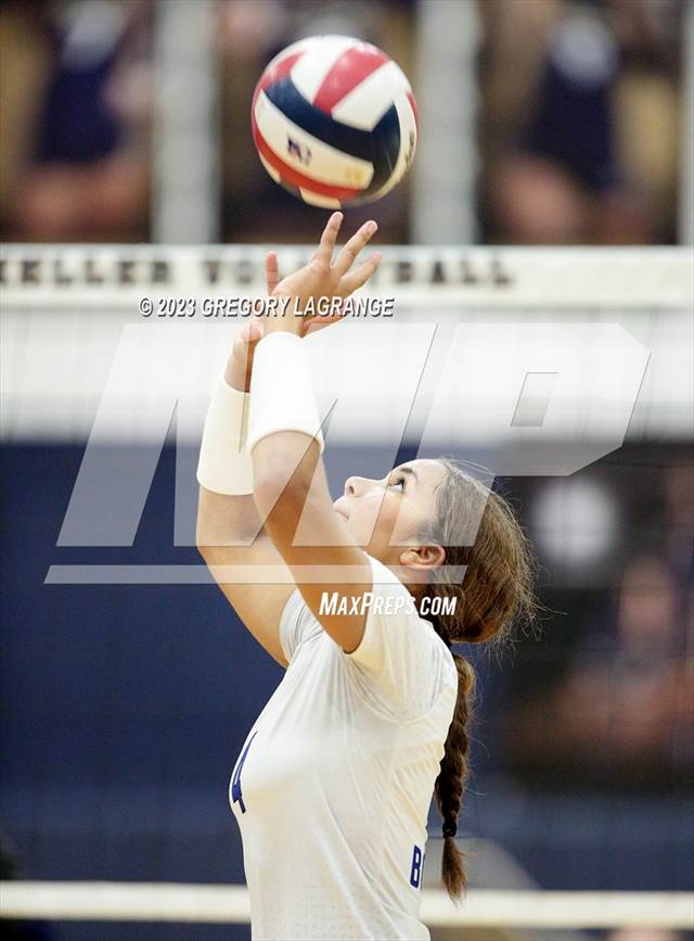 Photo 3 in the Byron Nelson vs Keller Photo Gallery (20 Photos)