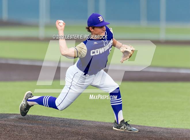 Photo 76 in the Knippa vs. D'Hanis (UIL 1A Regional Semi-final Playoffs ...