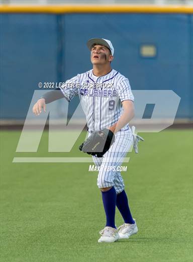 Photo 8 in the Knippa vs. D'Hanis (UIL 1A Regional Semi-final Playoffs ...