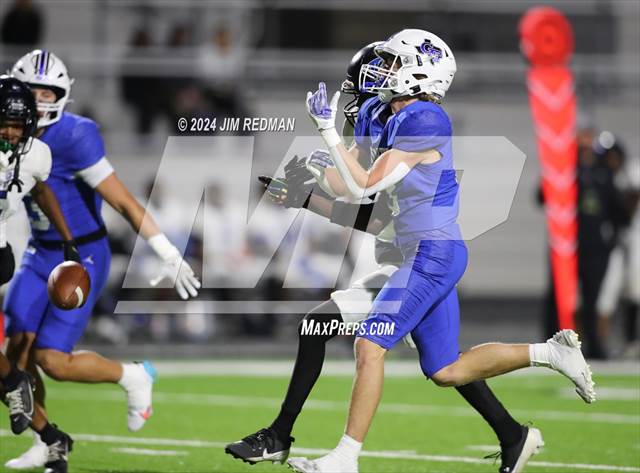 Photo 8 in the Trinity Leadership @ Gunter (UIL Football 3A Division 2 ...