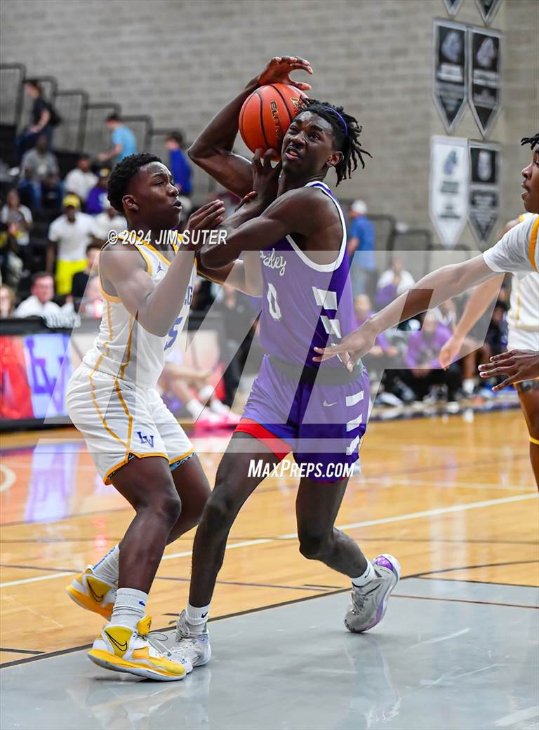 Photo 1 in the La Vega vs Wheatley (UIL 4A Reg III Quarterfinal) Photo ...