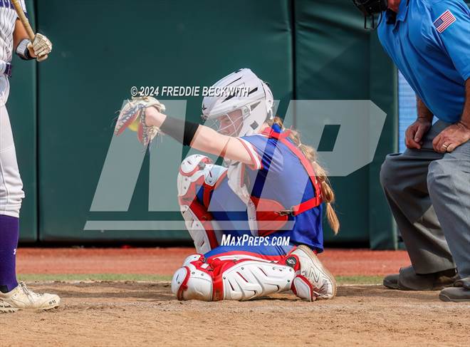 Photo 179 in the Weslaco vs. Midway (UIL 6A Softball Final) Photo ...