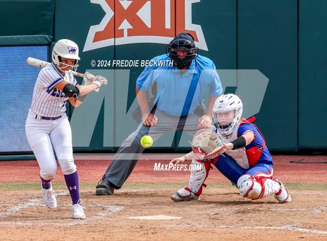 Photo 141 in the Weslaco vs. Midway (UIL 6A Softball Final) Photo ...