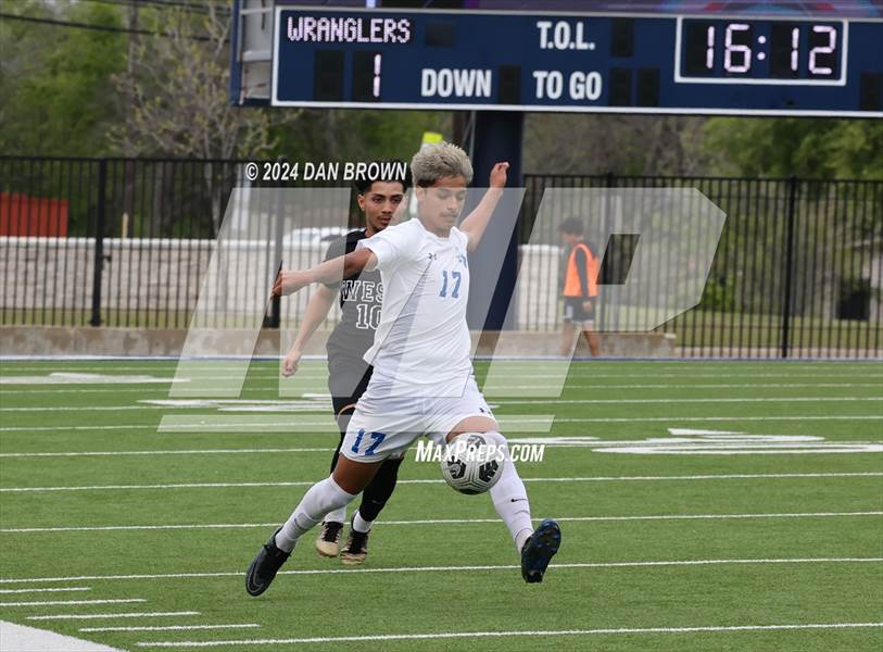 Photo 1 in the Turner vs. West Mesquite (UIL Region 2 Area Playoff ...