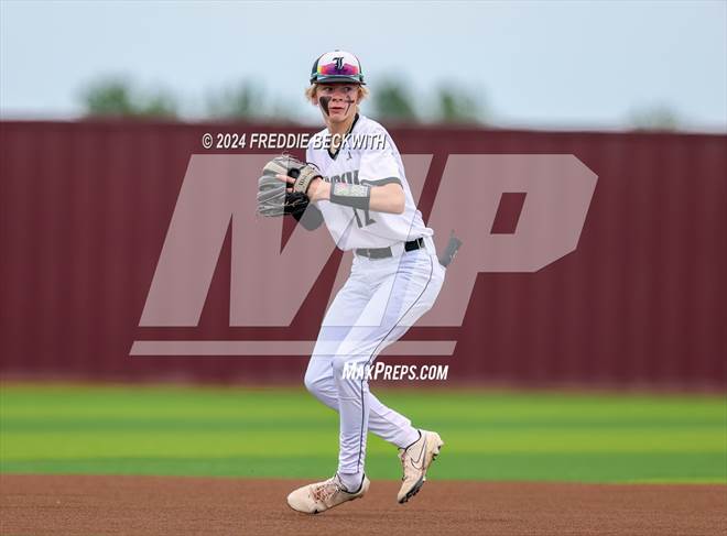 Photo 104 in the Sam Rayburn vs. Lindsay (UIL 2A Area Playoff) Photo ...