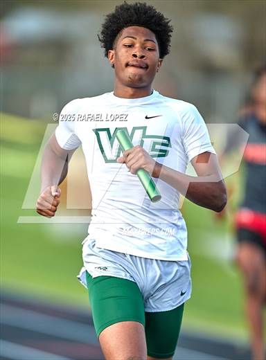 Photo 28 in the Spartan Relays (4x200M) Photo Gallery (33 Photos)