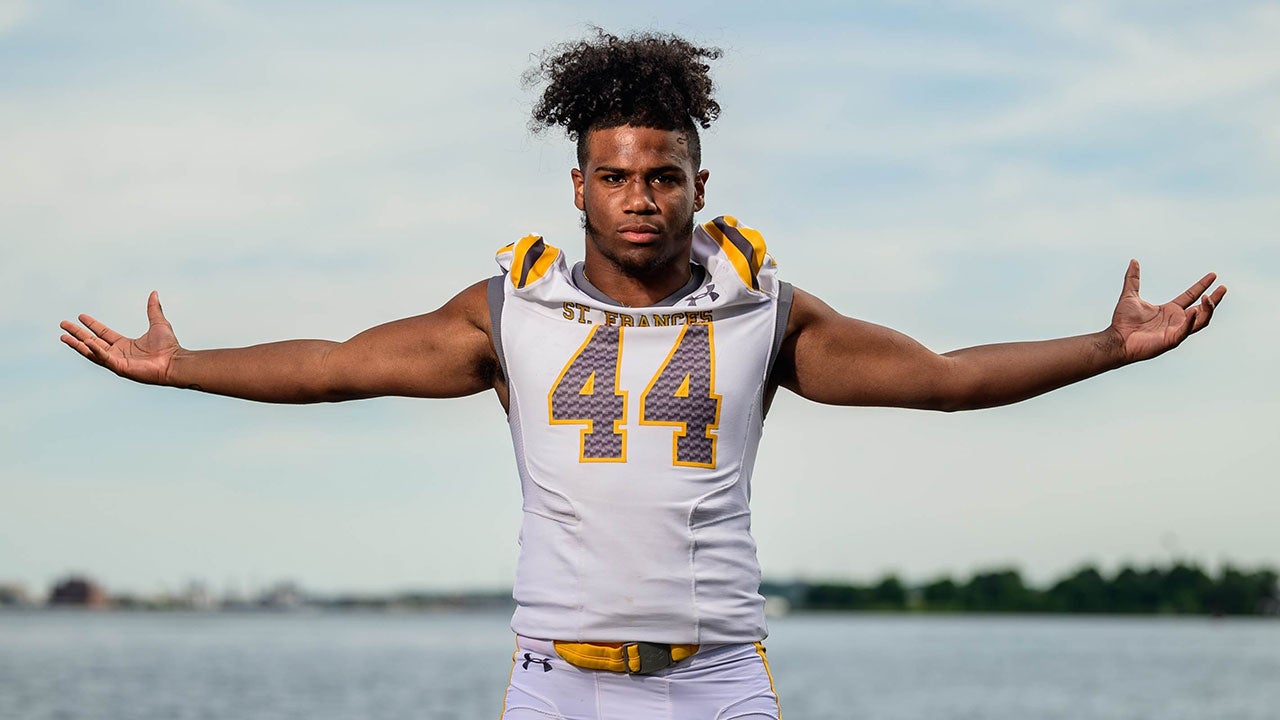 MaxPreps Preseason High School Football Top 25: No. 4 St. Frances Academy