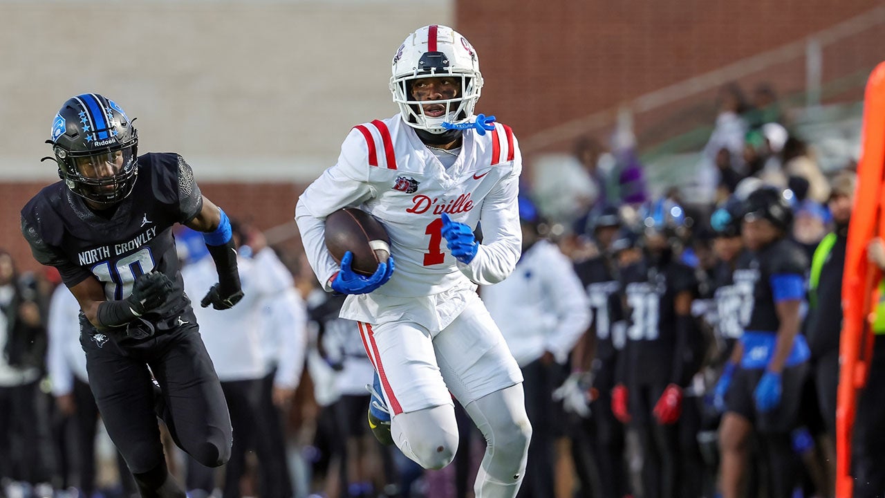 High school football: Dakorien Moore, Chris Henry Jr. headline top 10 ...