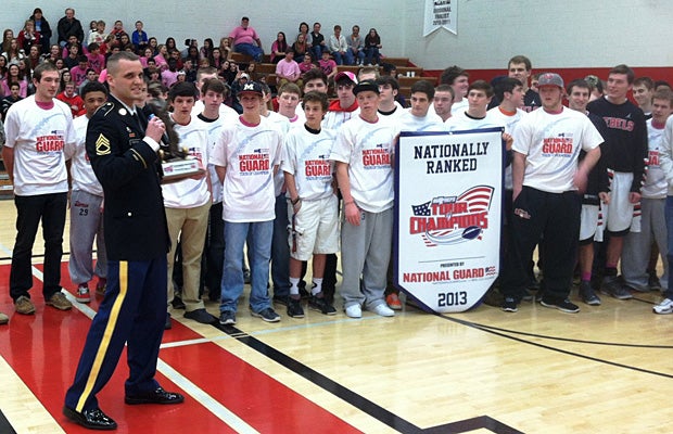 MaxPreps Football Tour of Champions celebrates Maryville High School